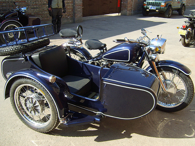 Beijing Sidecar Motorcycles - Blue with White Pin OHV M5 wheels